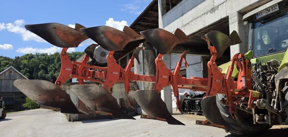 KUHN Multi Master 110, 4-brazdni obračalni plug, letnik 2001, odlično
