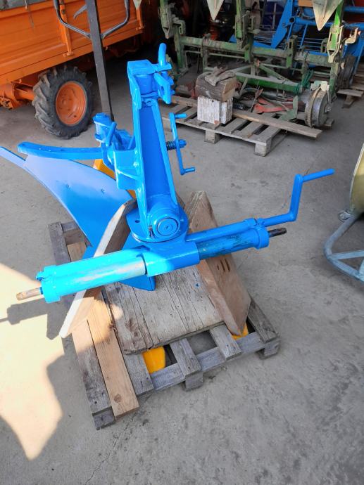 Plug Grattoni Giusto 12 col