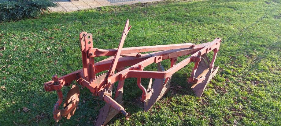 plug IMT 756 trobrazdni