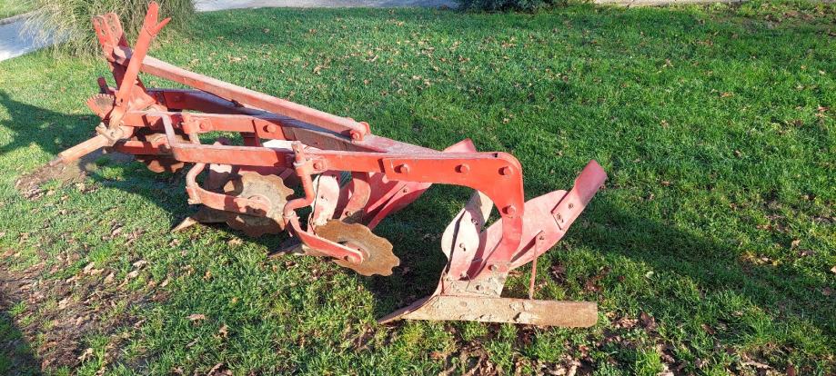 plug IMT 756 trobrazdni