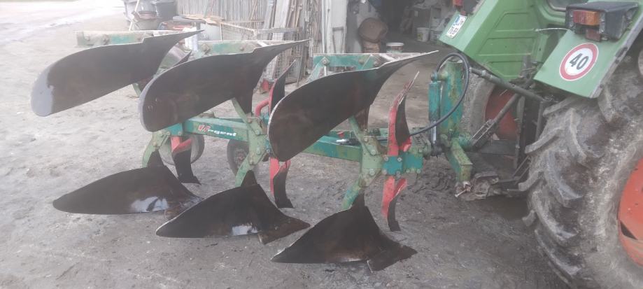 Trobrazdni plug Regent