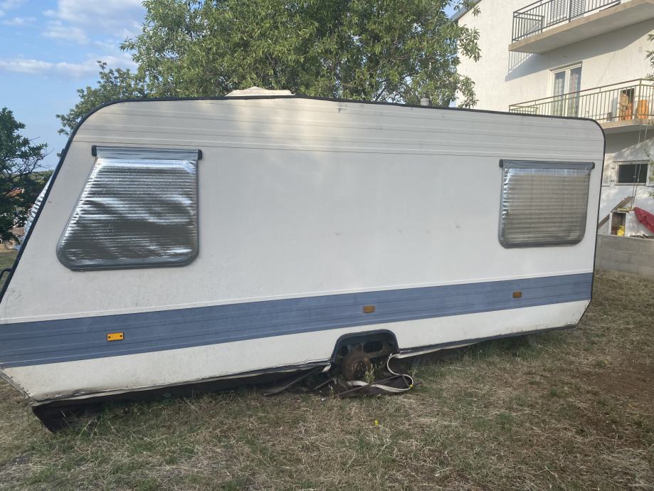 Adria 450 letnik 1989