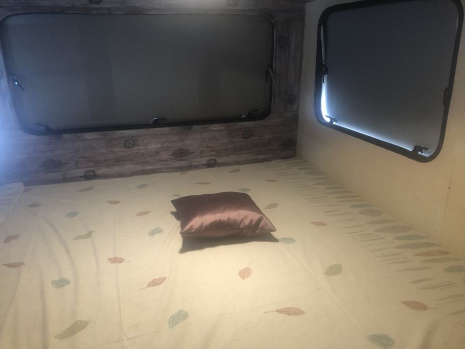 Adria 450 letnik 1989