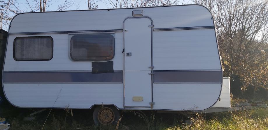 ***Adria 450 ugodno***