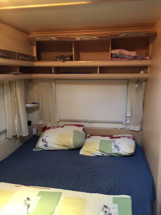 POČITNIŠKA PRIKOLICA HOBBY 645 VIP