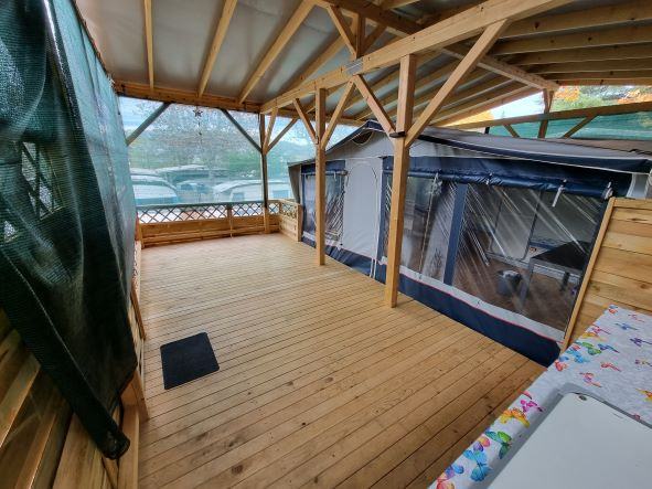 POČITNIŠKA PRIKOLICA - KAMP LUCIJA