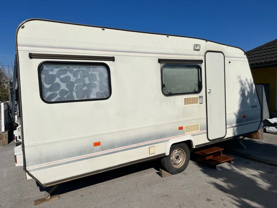 Počitniška prikolica, kamp prikolica Adria Optima 500