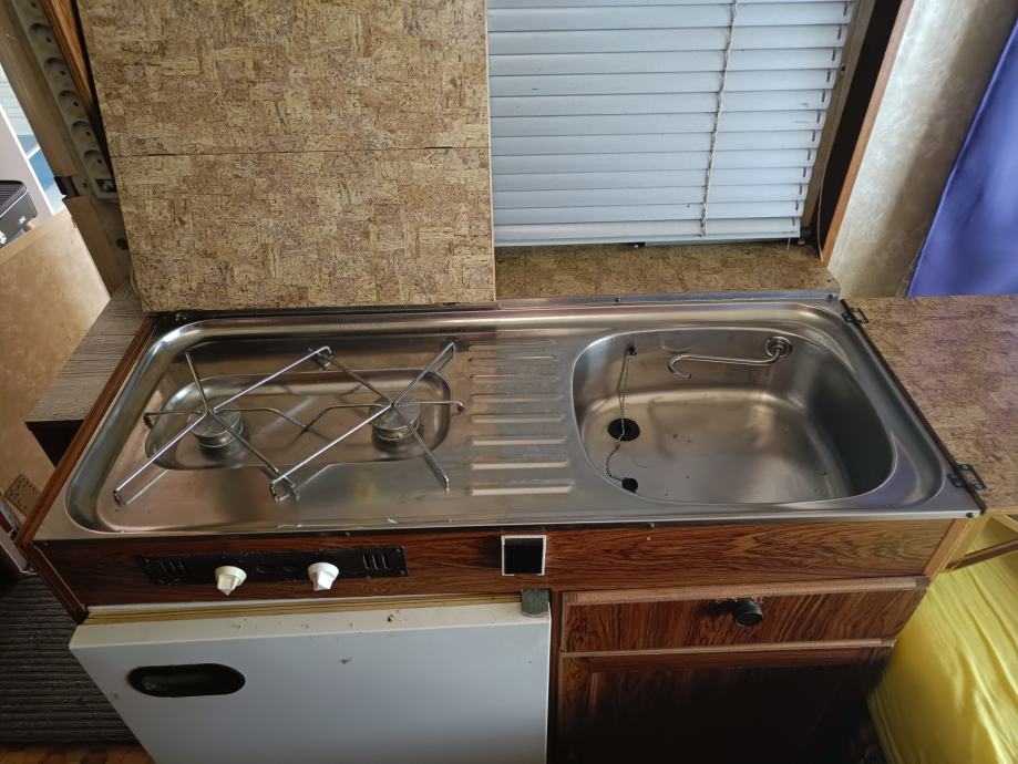 Prikolica ADRIA 450
