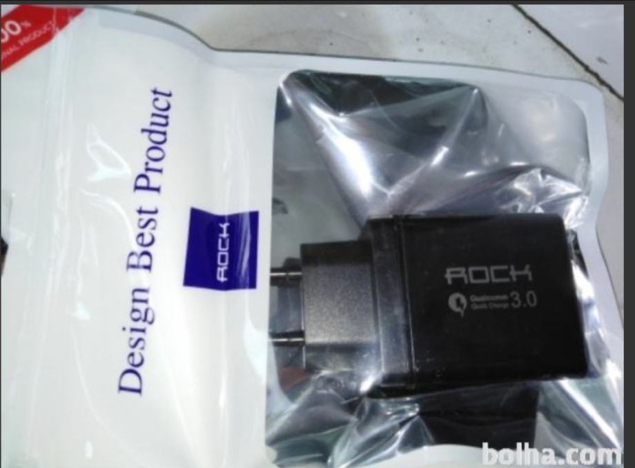 UNIVERZALNI POLNILNIK QC 3.0