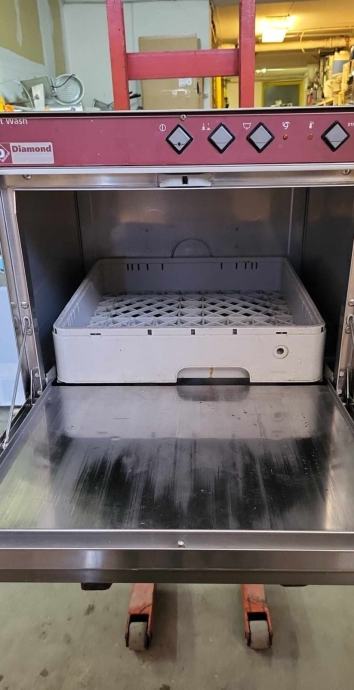 POMIVALNI STROJ ZA KOZARCE , KROŽNIKE IN POSODO - DIAMOND FAST WASH