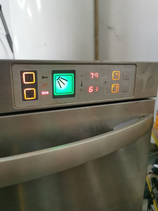 POMIVALNI STROJ ZA KOZARCE - WINTERHALTER GS 402 + MEHČALEC VODE