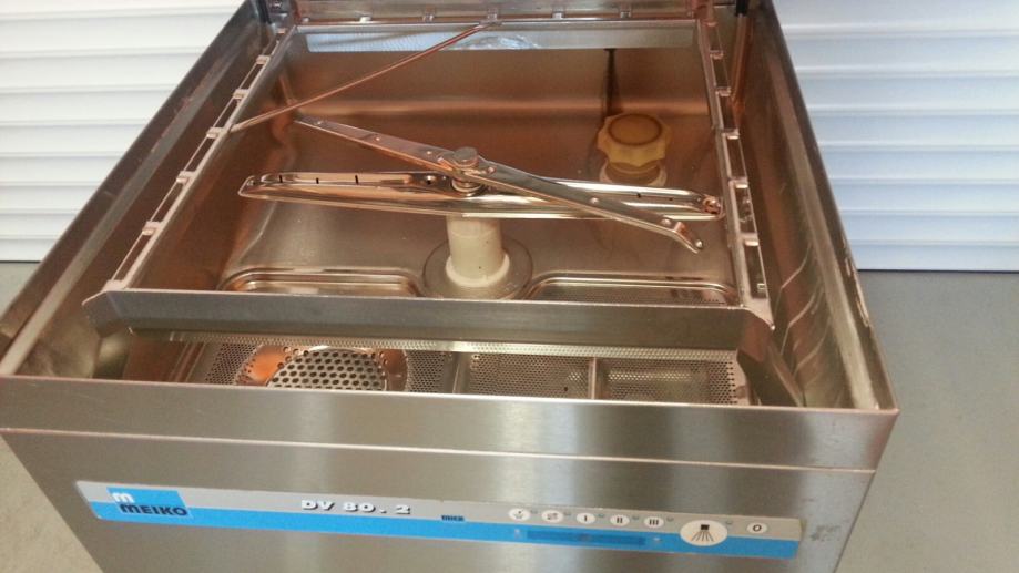 ZNIŽANO - Pomivalni stroj Meiko - Zelo ugodno!