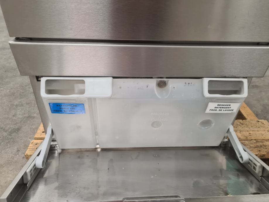 Pomivalni stroj Winterhalter GS 202 za kozaece
