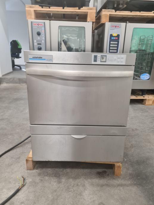 Profesionalni pomivalni stroj Winterhalter GS 215