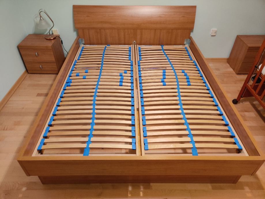 Alples postelja 160x200 z vzmetnico in nastavljivim lesenim dnom