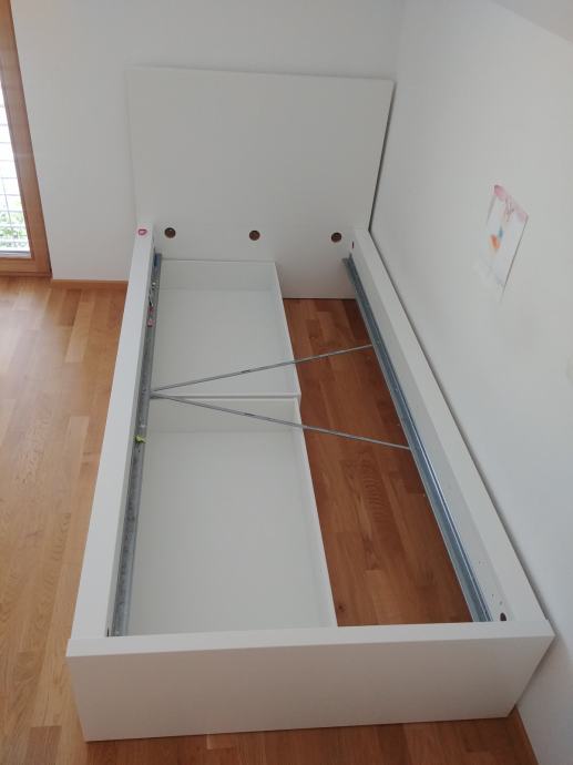 Ikea Malm postelja 90x200 cm