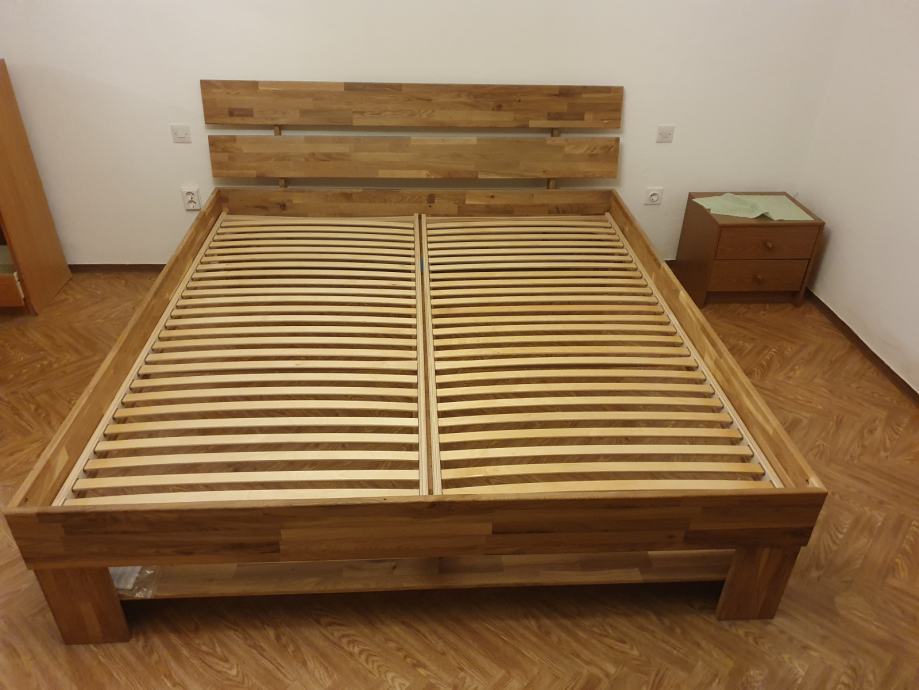 Postelja 180x200 cm masivni hrastov les