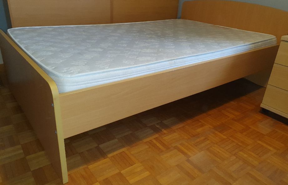 Postelja Alples 120 x 200 + posteljno dno + jogi LineFlex