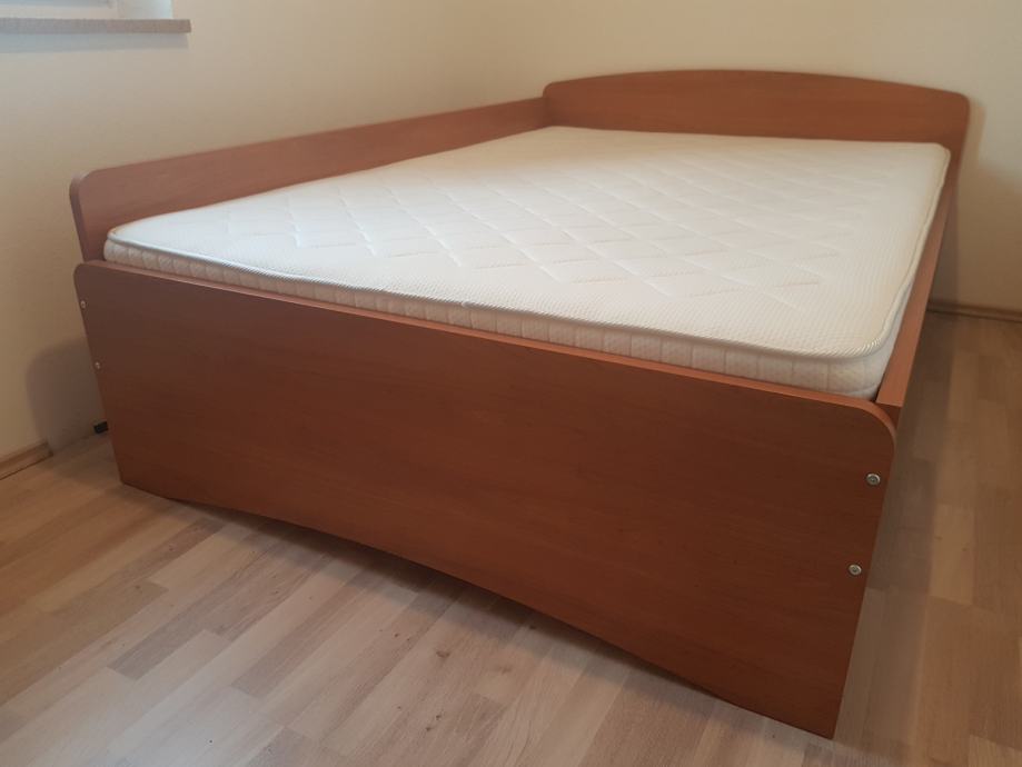 Postelja Alples 140x200 z vzmetnico Friuliflex