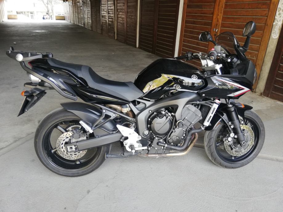 Yamaha Fz6 fazer s2 600 cm3, 2010 l.