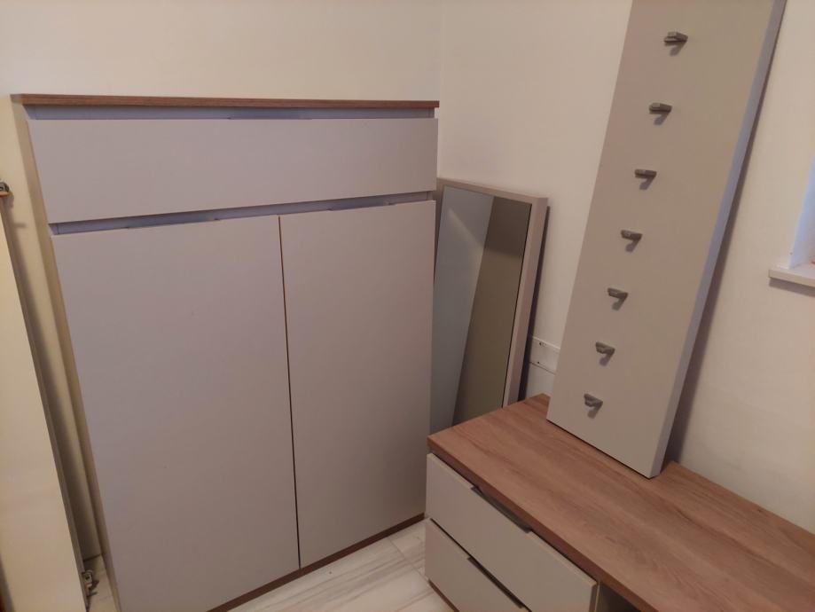 Alples Twist - predsoba + polna omara otroških oblačil GRATIS