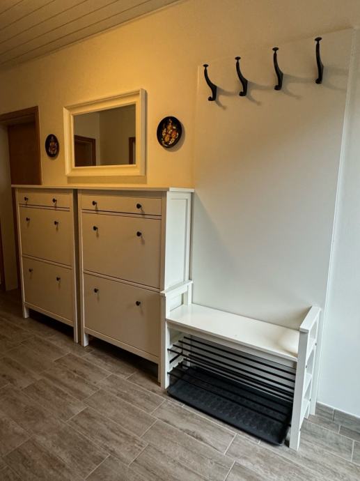 Pohištvo za predsobo