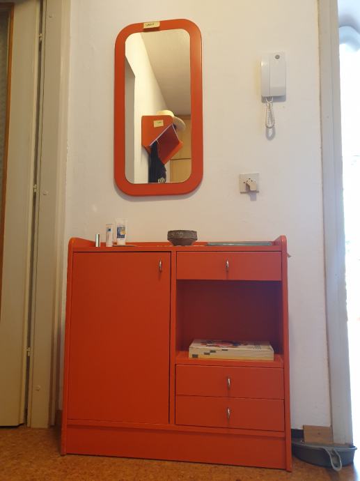 Pohištvo za predsobo