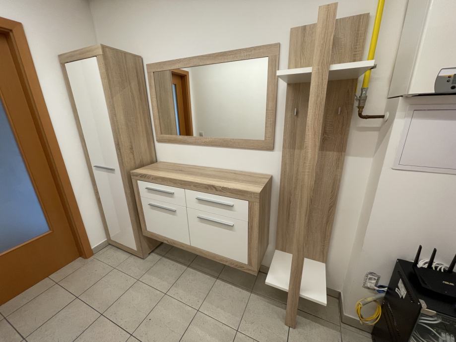 PREDSOBA bela, hrast