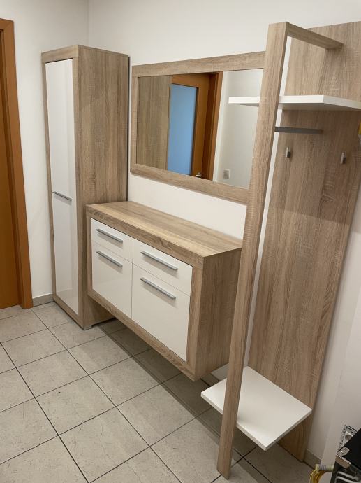 PREDSOBA bela, hrast