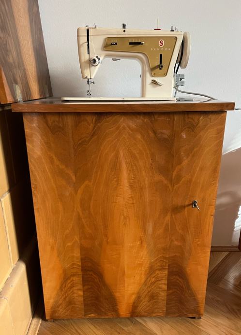Singer šivalni stroj