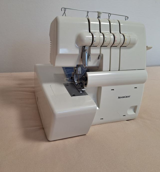 ŠIVALNI STROJ SILVER OVERLOCK