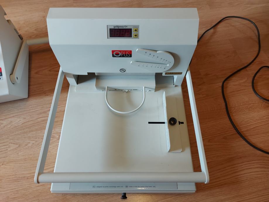 OPUS stroj za vezanje MB 300 in Goldpress 4+
