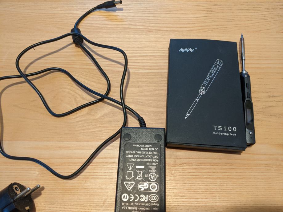Spajkalnik TS100 s 24V napajalnikom