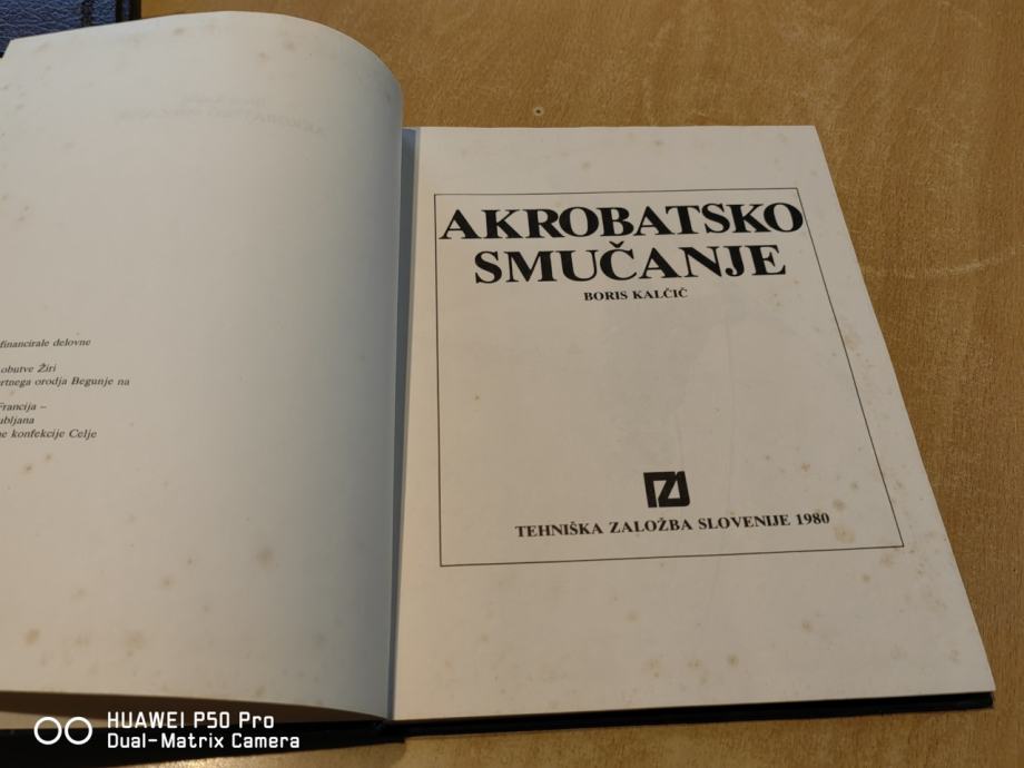 # Akrobatsko smučanje / Boris Kalčič