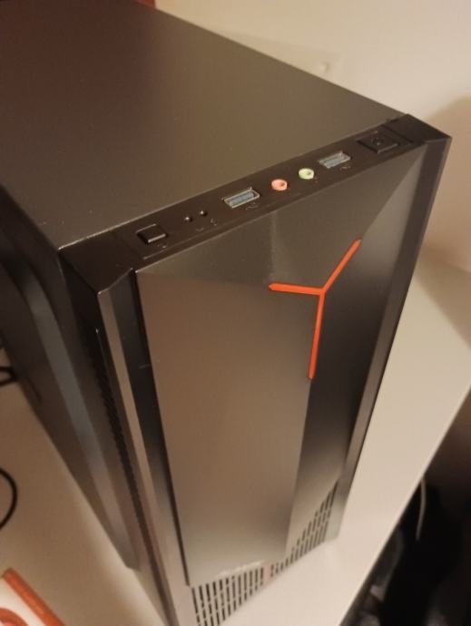 GAMING PC Ryzen 5 3600 RX 6600 XT 8GB 32GB 512GB NVMe + 1TB računalnik