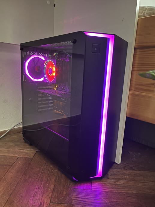 Namizni PC/ Ryzen 7 3700x/ 32 GB RAM/ 1,5 TB SSD/ Nvidia RTX 4000 8GB