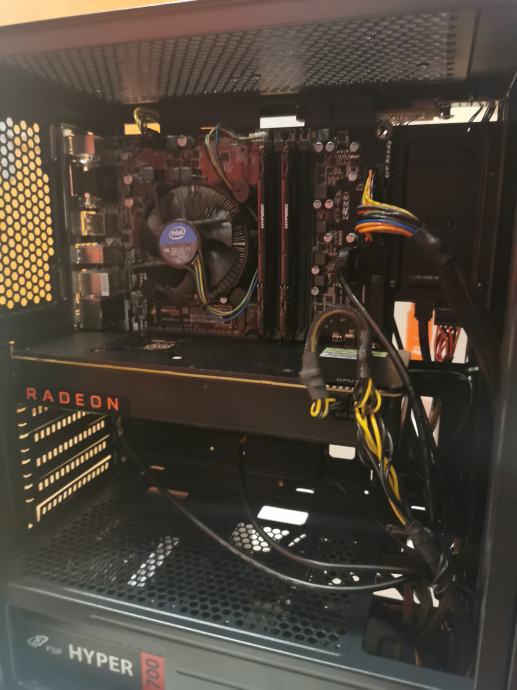 GAMING PC i5 7400 RXVEGA56 8gb 16GB RAM DDR4