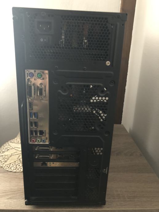 Gaming računalnik Intel i5 , ATI Radeon r9 390 8gb, 8Gb ram.SSD 250GB