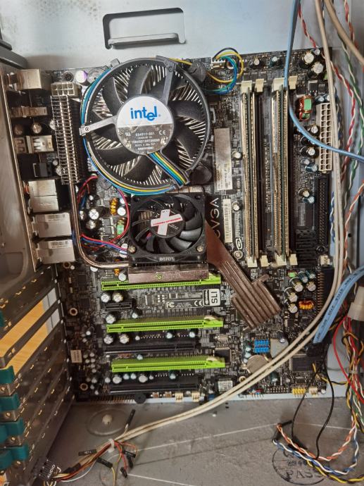 Enermax EVGA NFORCE 780i SLI 4GB DDR3 OCZ, R9 280x 3gb