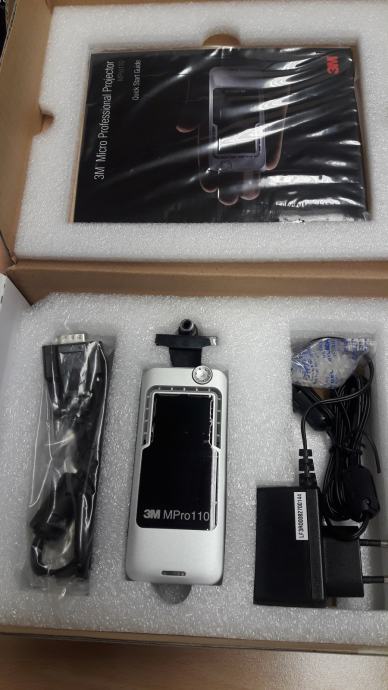 Micro projector profesional MPro110