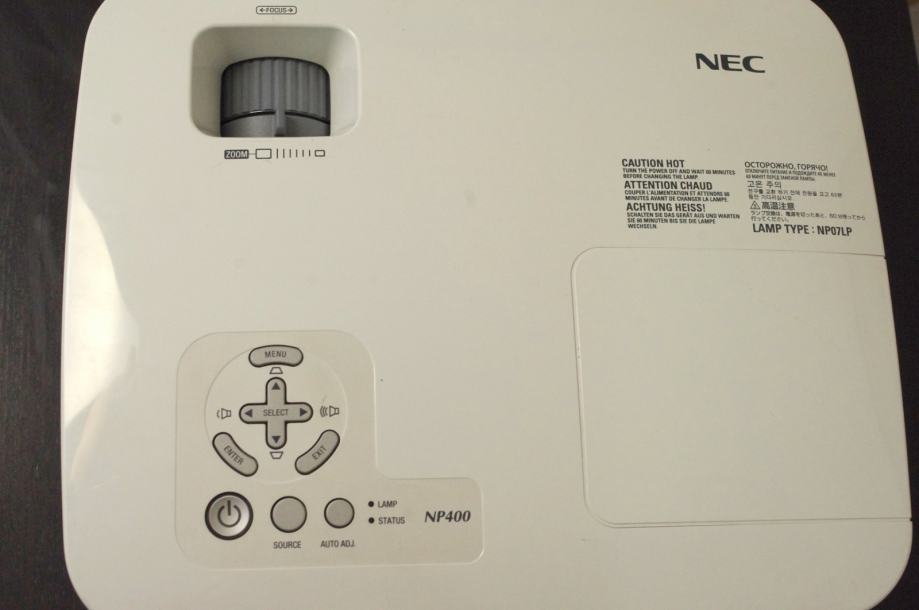 NEC LCD projektor NP400