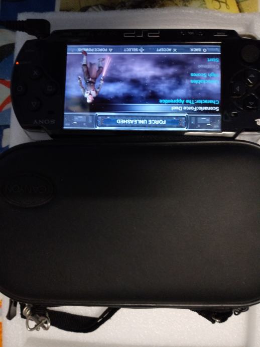 PSP SONY: PSP-2000 GPU + Darilo (8x original igre)