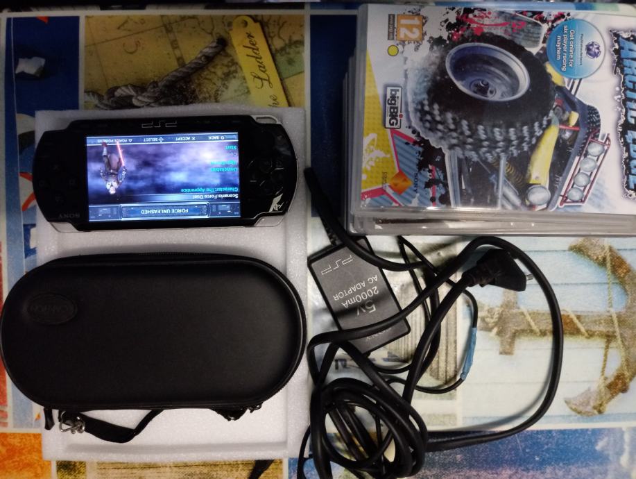PSP SONY: PSP-2000 GPU + Darilo (8x original igre)
