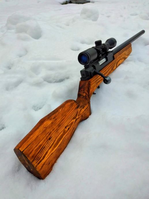 airsoft ostrostrelna puška