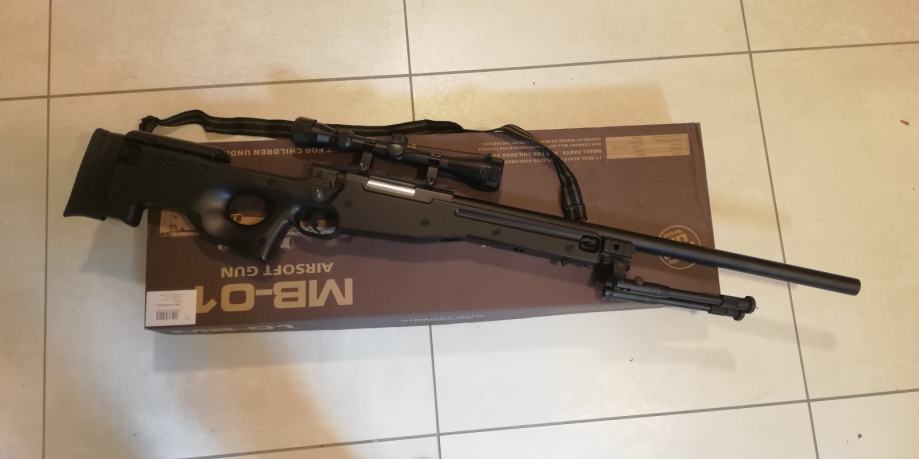 Airsoft puška Well MB-01 z opremo