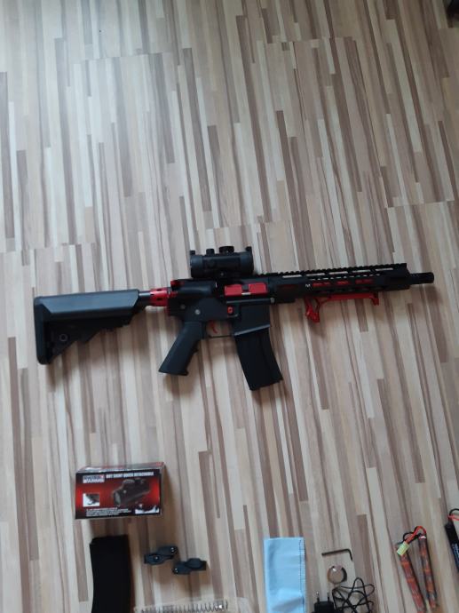 Colt M4 Hornet Red Fox Airsoft puška