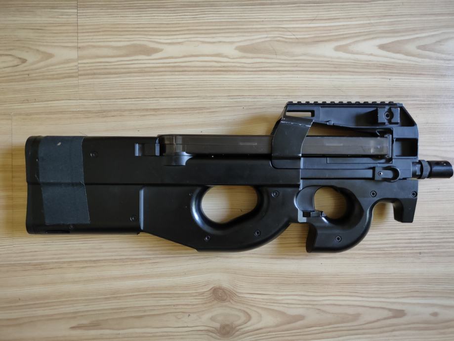 P90 airsoft