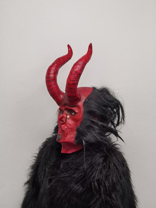 Maska Parkelj Krampus Rdeči hrust 2