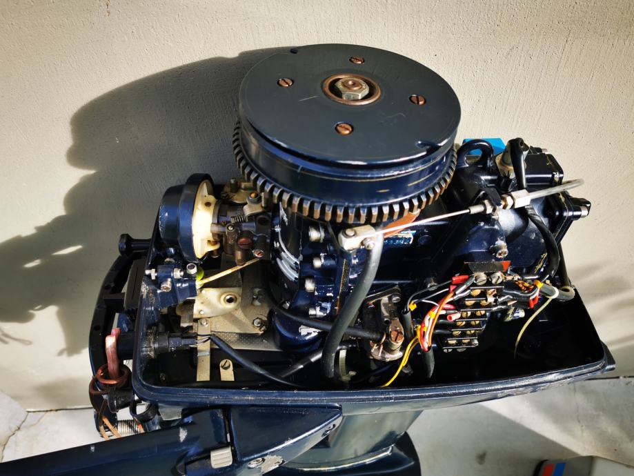 Tomos 18