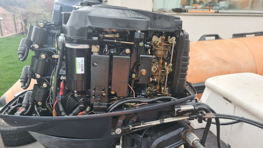YAMAHA 30 2t autolube Z N I Ž A N O+PODARIM